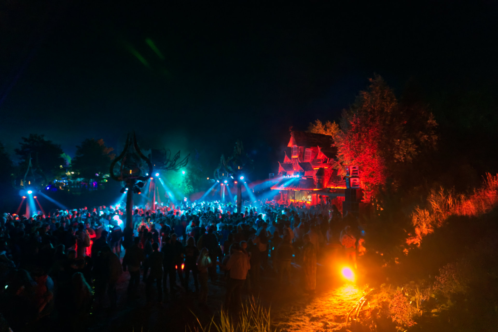 Kombinat Licht und Kultur - Wildeburg (2019)